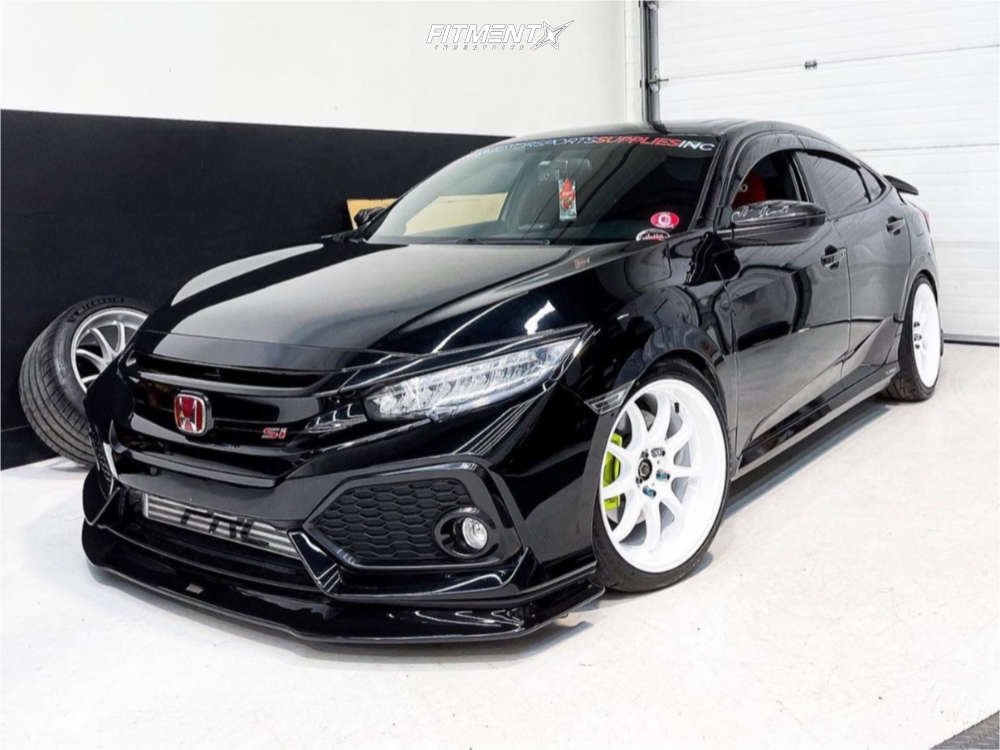 2018 Honda Civic Si with 18x9.5 Work Emotion D9r and Firestone 255x35 ...