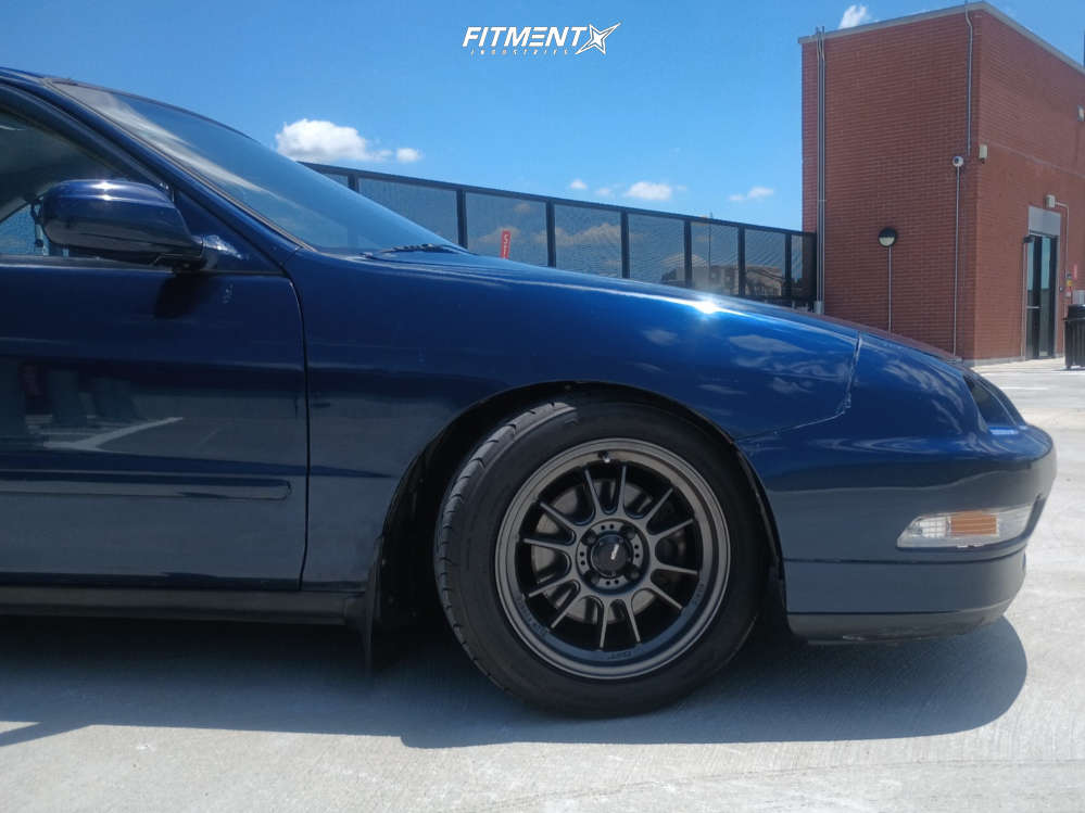1997 Acura Integra LS with 15x7.5 Konig Hypergram and Nitto 205x50 on ...