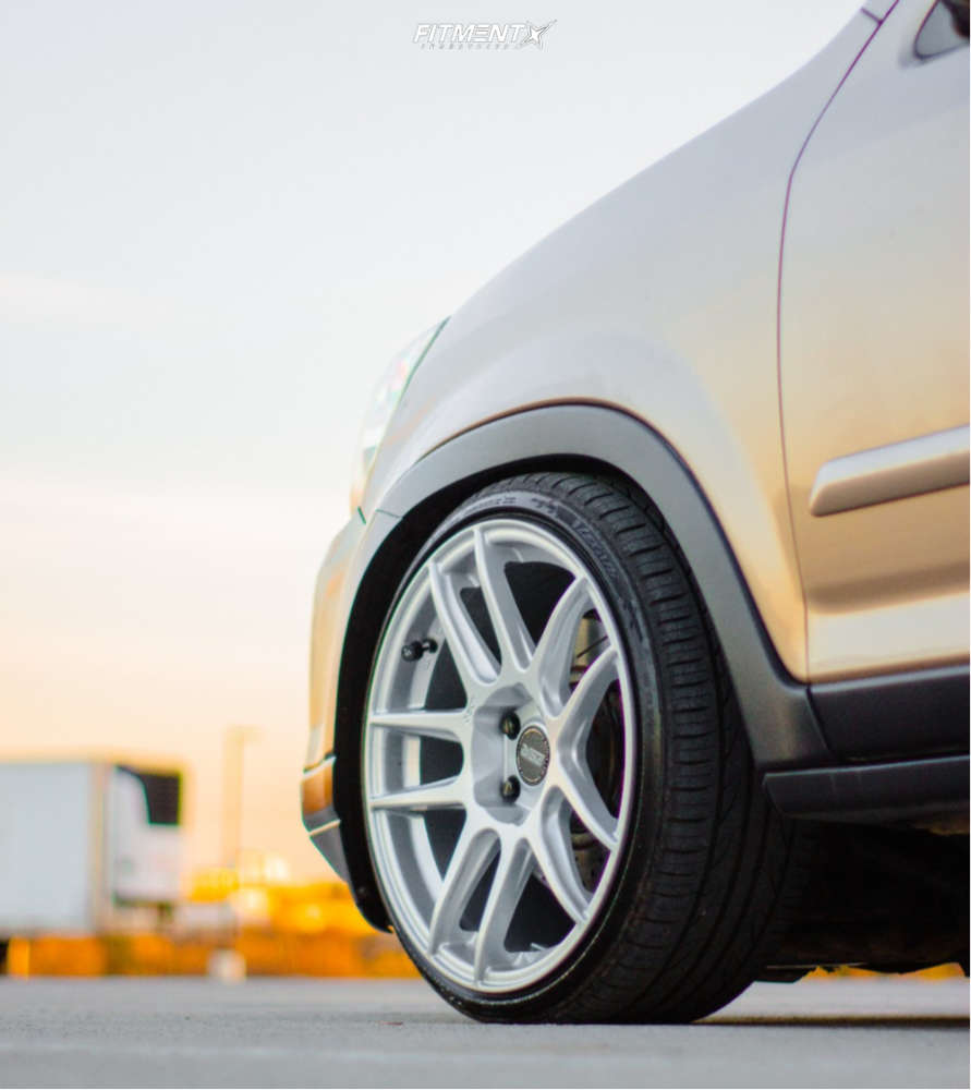 2005 Honda CR-V SE with 18x8.5 ESR Cs8 and Lexani 215x30 on Coilovers ...