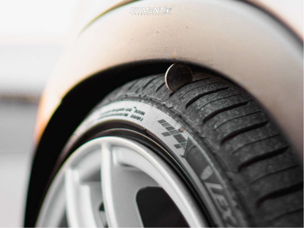 2005 Honda CR-V SE with 18x8.5 ESR Cs8 and Lexani 215x30 on Coilovers ...