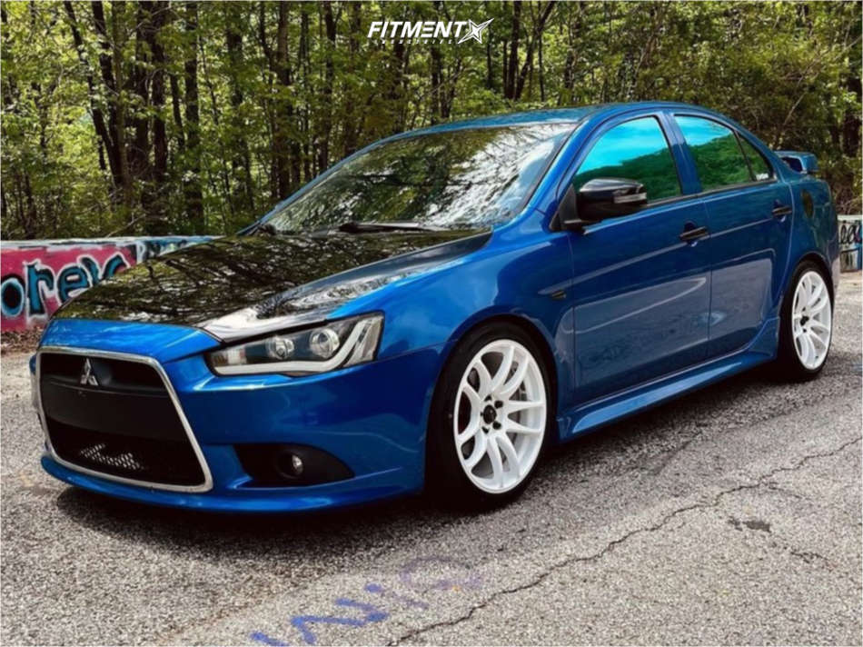 2015 Mitsubishi Lancer GT with 18x8.5 Vors Tr4 and Semperit 225x40 on ...