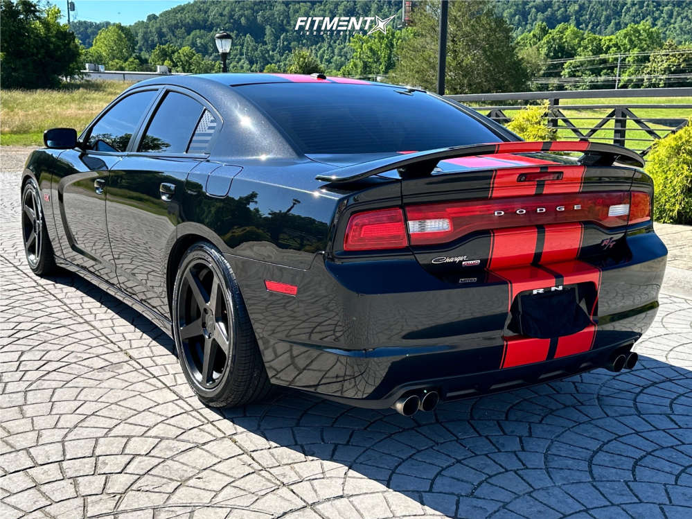 2014 Dodge Charger R/T with 20x8.5 Petrol P2c and Westlake 255x45 on ...