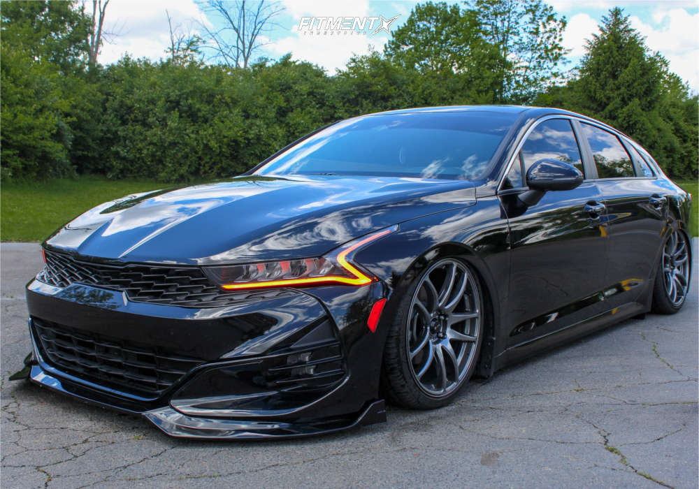 2022 Kia K5 GT-Line with 19x8.5 Vors TR4 and Lexani 235x35 on Air ...