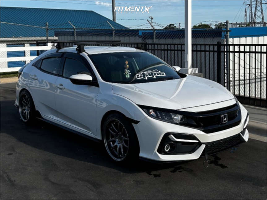 2021 Honda Civic Sport with 18x9.5 Aodhan Ds02 and Arroyo 245x40 on ...