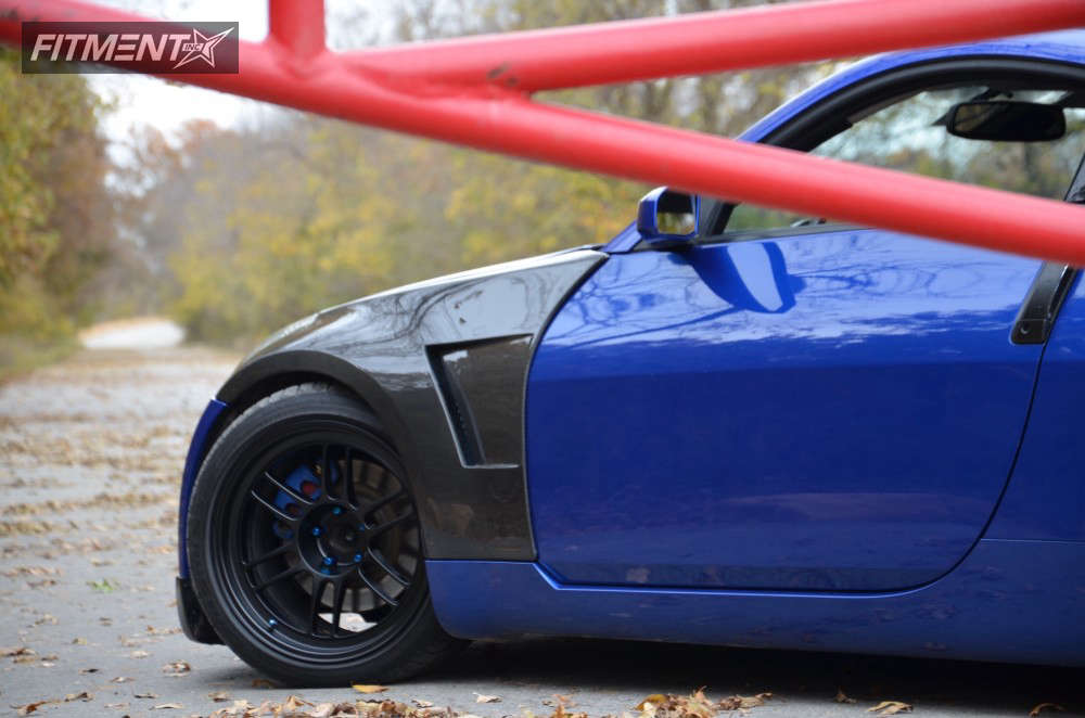 2006 Nissan 350Z Enthusiast with 18x10.5 Enkei RPF1 and Federal 275x35 ...