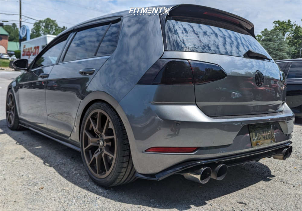2019 Volkswagen Golf R Base with 18x8.5 Neuspeed Rse10 and Bridgestone ...