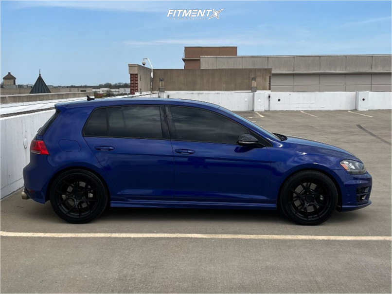 2017 Volkswagen Golf R Base with 18x8.5 Aodhan Ah11 and Kumho 245x35 on ...