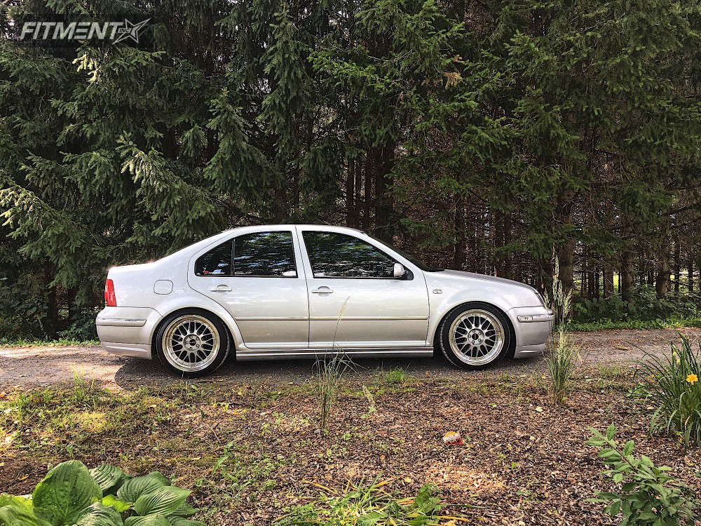 2004 Volkswagen Jetta GLS with 18x8.5 Alzor 881 and Continental 215x40 ...