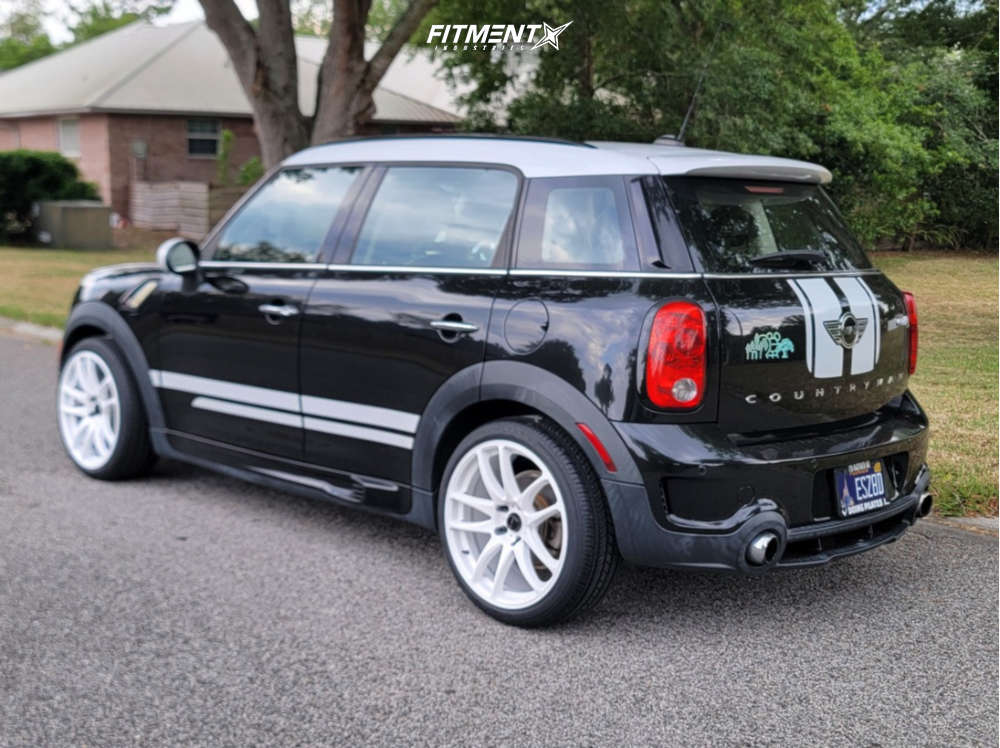 2015 Mini Cooper Countryman S with 19x8.5 Vors Tr4 and Bridgestone ...
