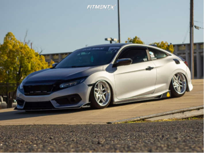 2017 Honda Civic LX-P with 18x9.5 ESR Cs15 and Continental 225x40 on ...