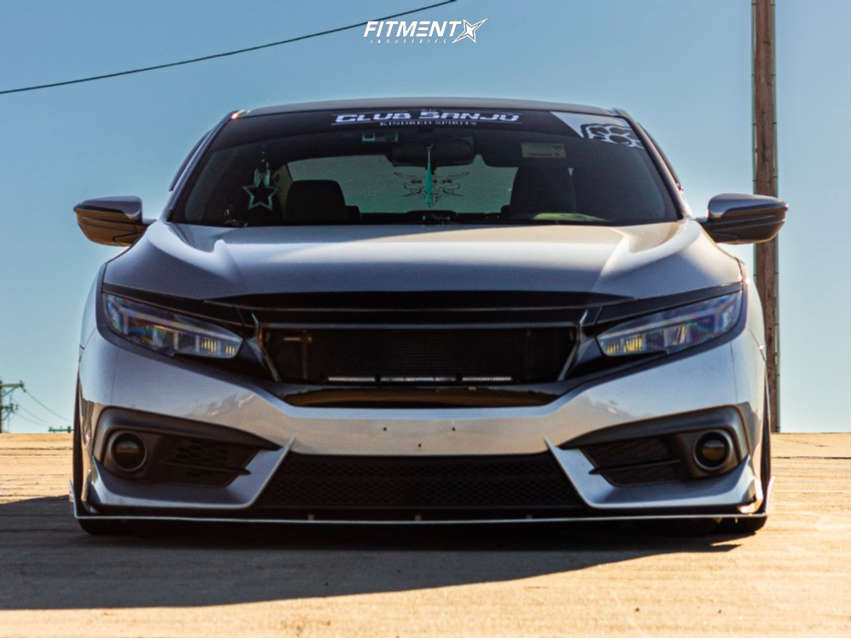 2017 Honda Civic LX-P with 18x9.5 ESR Cs15 and Continental 225x40 on ...