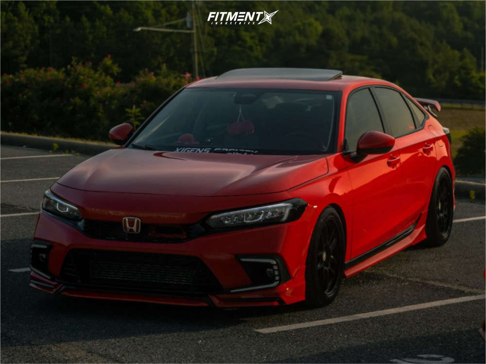 2022 Honda Civic EX with 18x8.5 ESR Ap8 and Continental 235x40 on ...