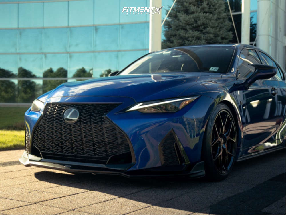 2022 Lexus IS350 F Sport with 19x8.5 Vossen Hf5 and Bridgestone 235x40 ...