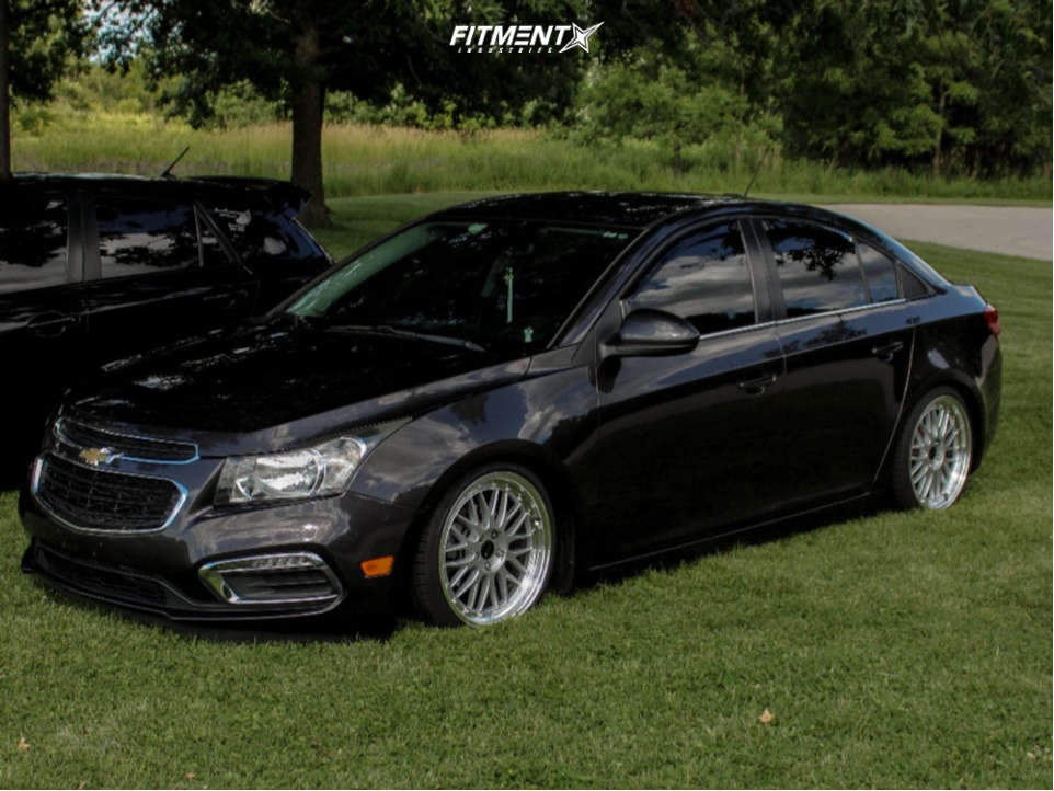 2015 Chevrolet Cruze LT with 18x8 Vors Vr8 and Lexani 215x35 on ...