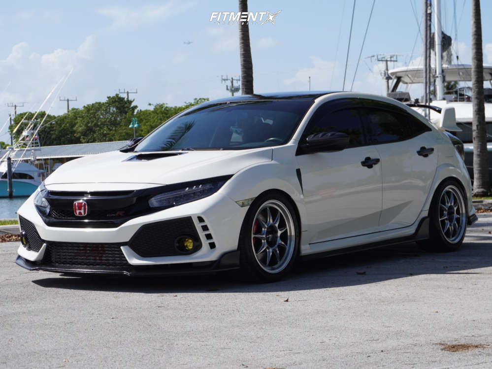 2019 Honda Civic Type R with 18x9.5 Konig Countergram and Falken 255x40 ...