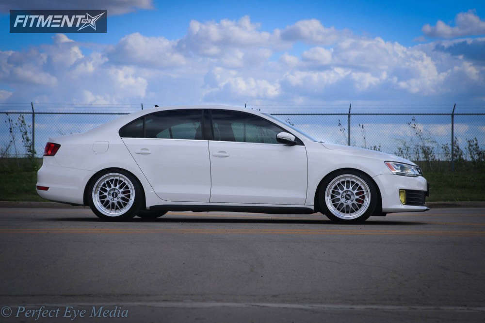 2013 Volkswagen Jetta GLI with 18x8.5 Alzor 881 and Nitto 225x40 on ...