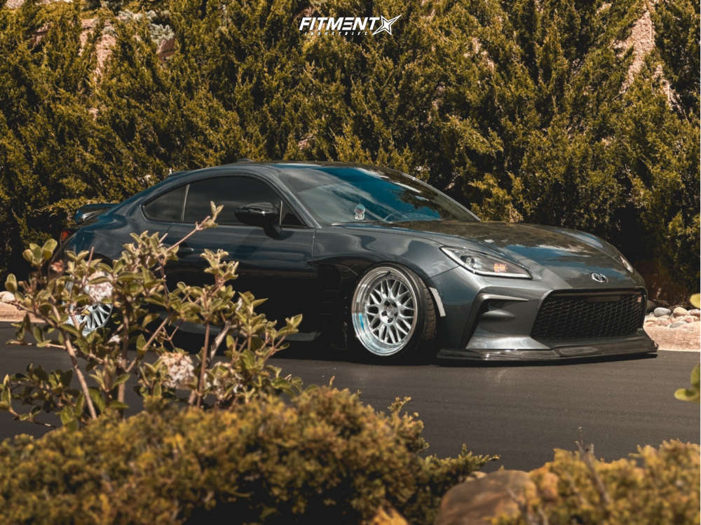 2023 Toyota GR86 Base with 18x9.5 Aodhan Ah02 and Nitto 205x40 on Air Suspension | 3073668 ...