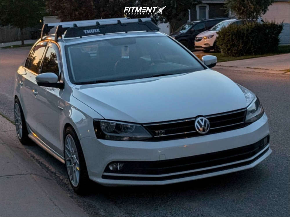2015 Volkswagen Jetta Highline TDI with 17x8 Rotiform Rse and Michelin ...