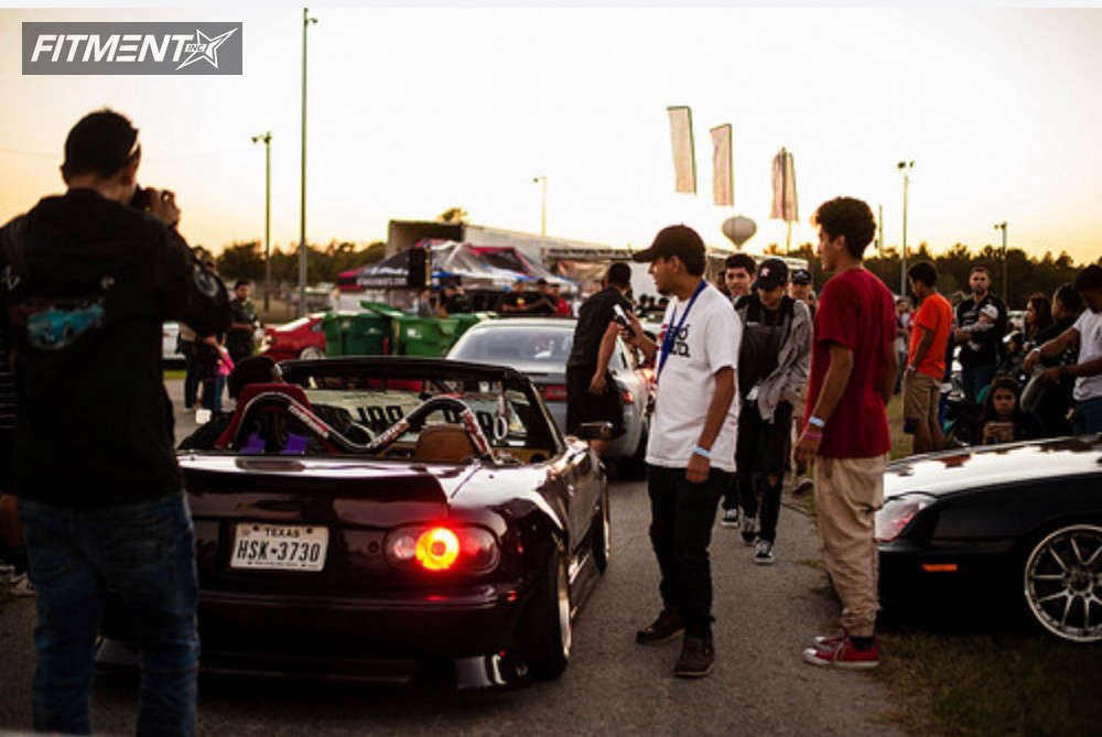 1991 Mazda MX-5 Miata Base with 15x8 STR 528 and Toyo Tires 195x45 on ...