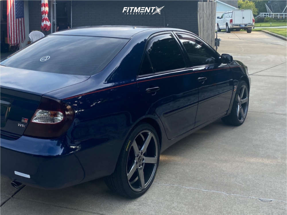 2004 Toyota Camry LE with 20x8.5 JNC Jnc026 and Vercelli 245x35 on ...
