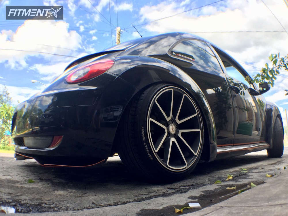 2010 Volkswagen Beetle Base with 18x8.5 Rotiform Spf and Td Tires ...