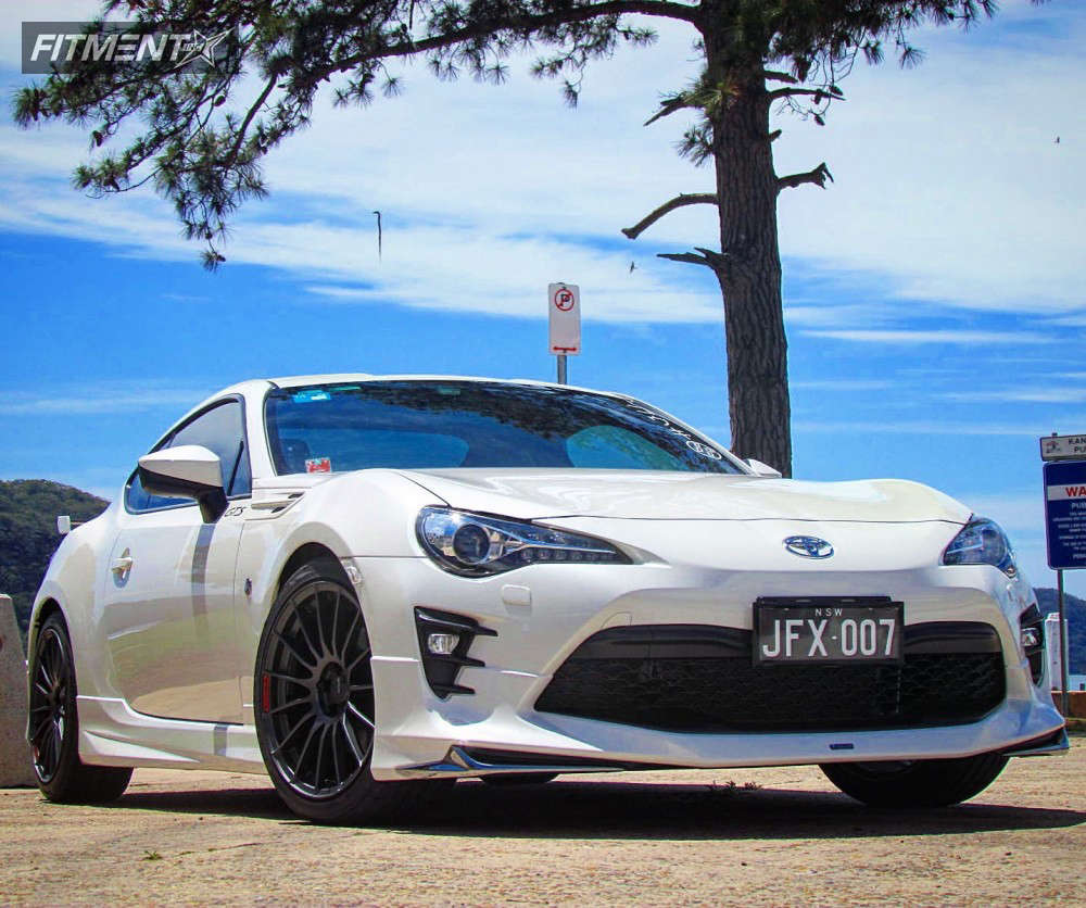 2016 Toyota 86 Base with 18x8.5 Enkei Rs05-rr and Bridgestone 235x40 on ...