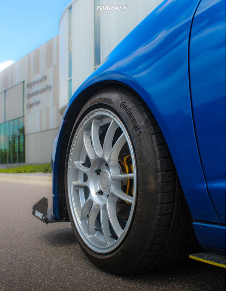 2005 Acura RSX Base with 17x8.5 Motegi Mr146 and Continental 205x50 on ...