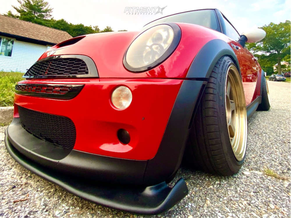 2006 Mini Cooper S with 16x8 MST Time Attack and Accelera 205x45 on ...