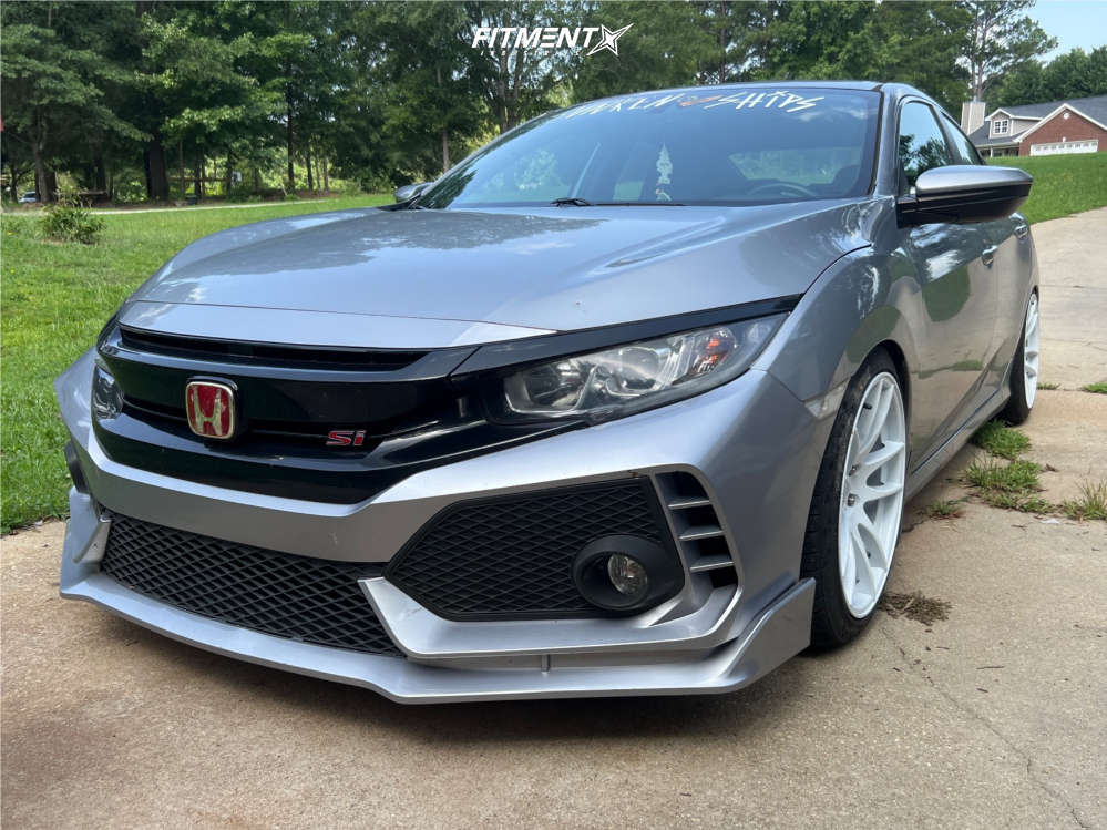 2017 Honda Civic Si with 18x9.5 AVID1 Av32 and Black Hawk 235x40 on ...