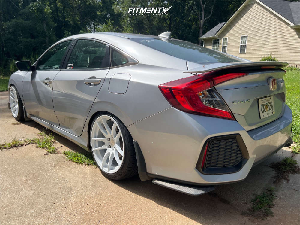 2017 Honda Civic Si with 18x9.5 AVID1 Av32 and Black Hawk 235x40 on ...
