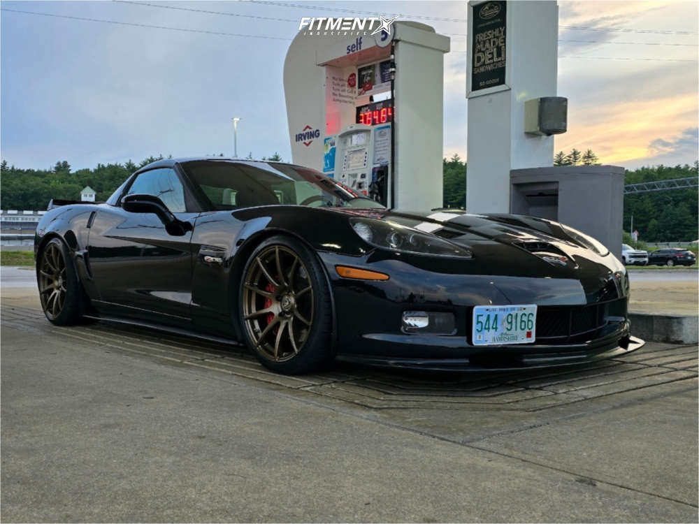 2007 Chevrolet Corvette Z06 with 19x10 Forgestar Cf10 and Continental ...