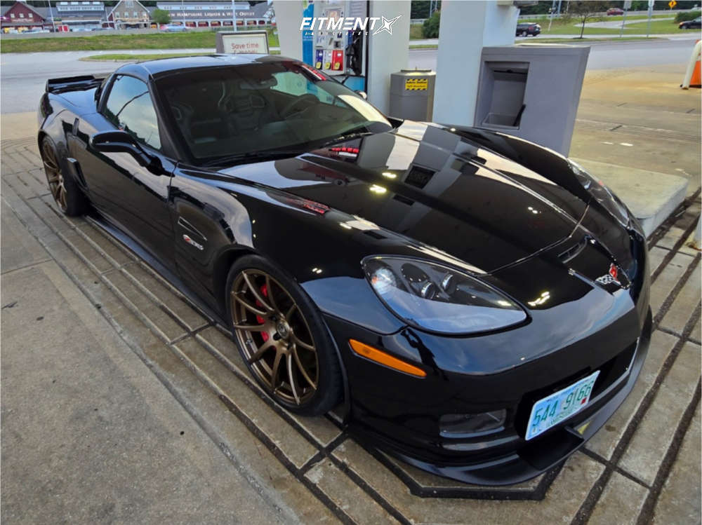 2007 Chevrolet Corvette Z06 with 19x10 Forgestar Cf10 and Continental ...