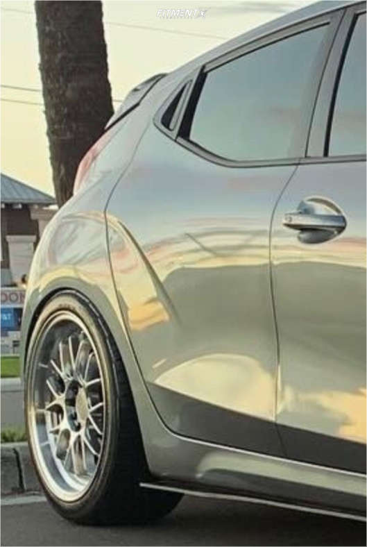 2020 Hyundai Veloster Premium with 18x8.5 F1R F21 and Continental ...