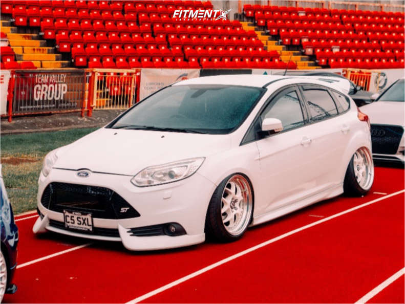 2013 Ford Focus ST with 18x9.5 Schmidt VN-Lines and Toyo Tires 225x40 ...