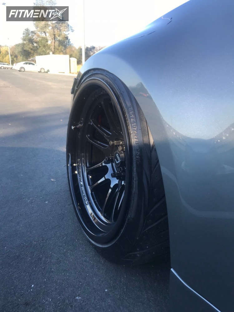2004 Nissan 350Z Base with 18x11 Cosmis Racing XT-206R and Federal 245x40 on Air Suspension ...