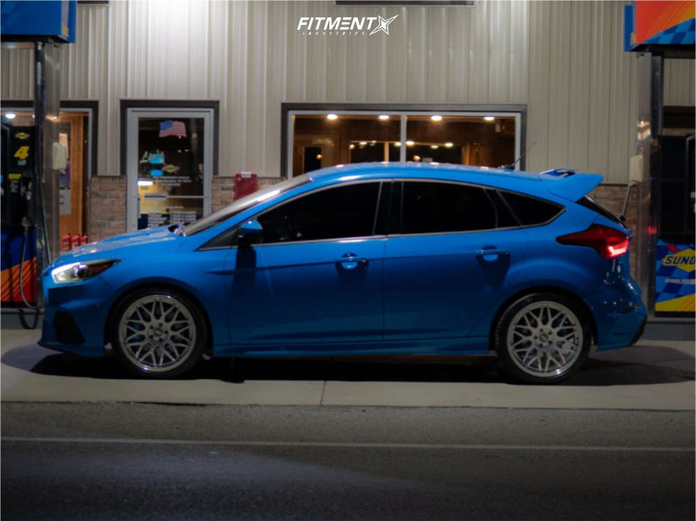2016 Ford Focus RS with 19x9.5 ESR Ap1 and Lancaster 245x40 on Stock Suspension | 3103690 ...