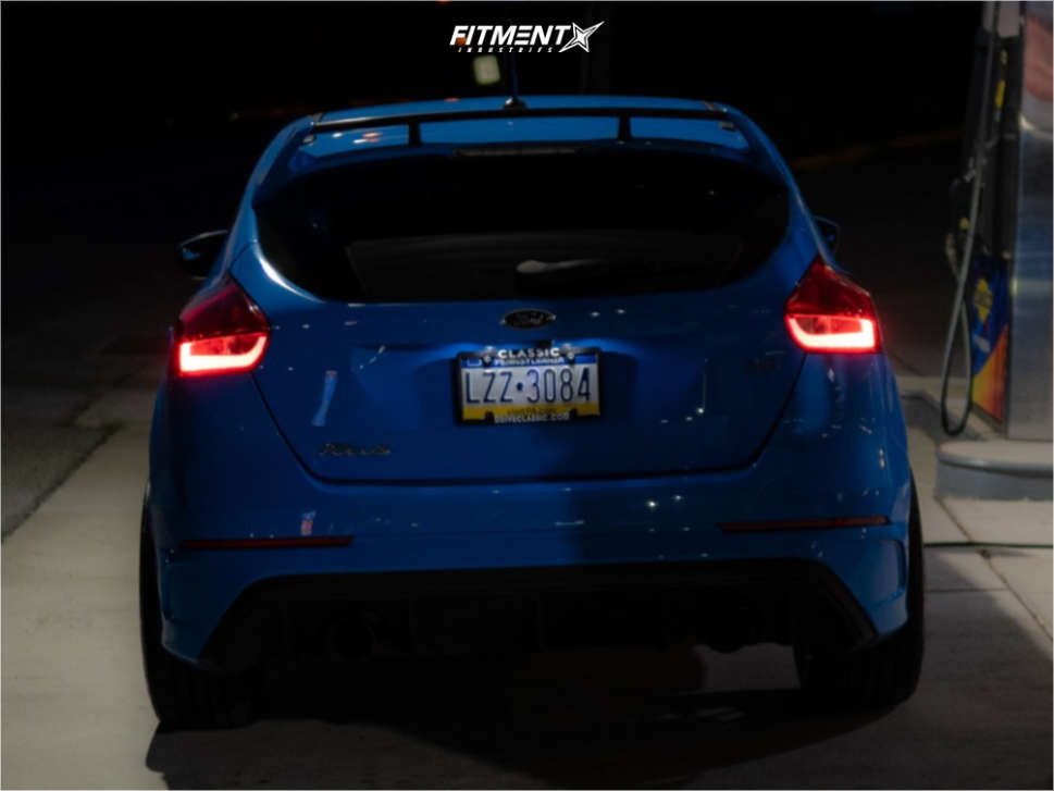 2016 Ford Focus RS with 19x9.5 ESR Ap1 and Lancaster 245x40 on Stock ...