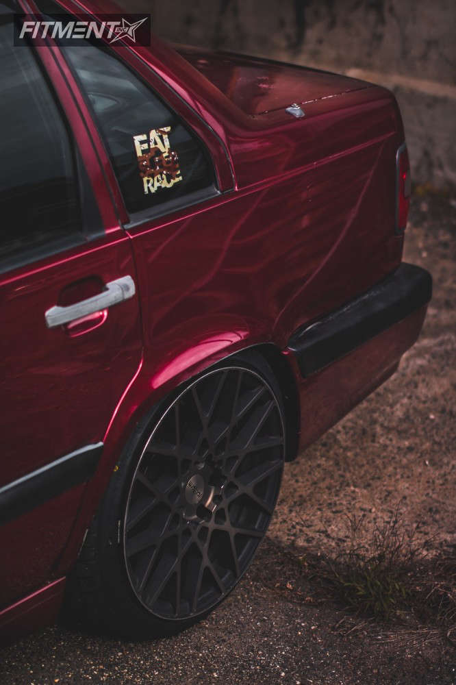 1994 Volvo 850 GLT with 18x9.5 Rotiform Blq and Achilles 205x40 on ...