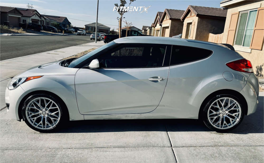 2015 Hyundai Veloster Base with 18x8 Shift Spring and Lexani 225x40 on ...