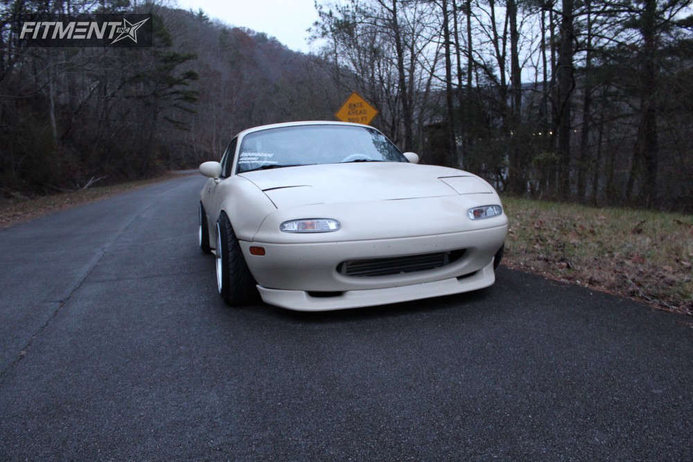 1993 Mazda MX-5 Miata Base with 15x9 Rota Kyusha and Federal 195x45 on ...
