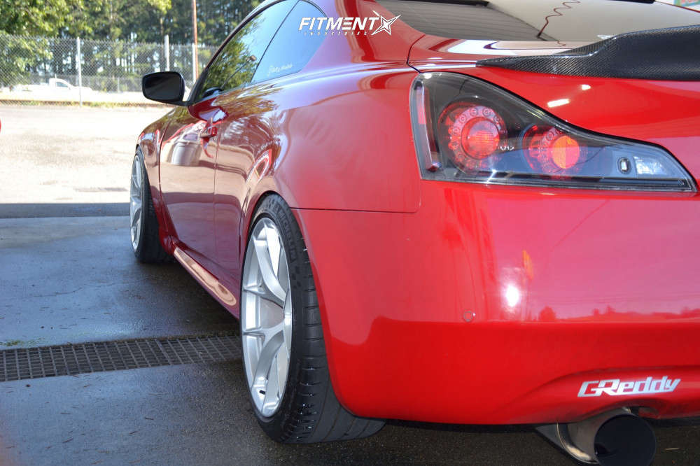 2010 INFINITI G37 Sport with 19x9.5 ESR Rf2 and Michelin 245x40 on ...