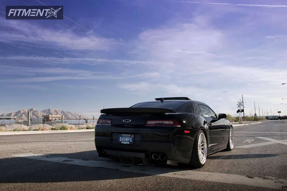 2015 Chevrolet Camaro LT with 20x9.5 VIP Modular Vrc110 and Nexen ...