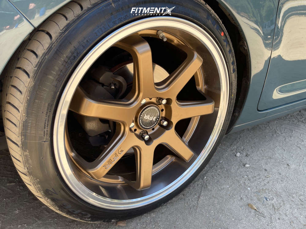 2009 Scion XB Base with 18x8.5 F1R Fc7 and Nexen 225x40 on Coilovers ...