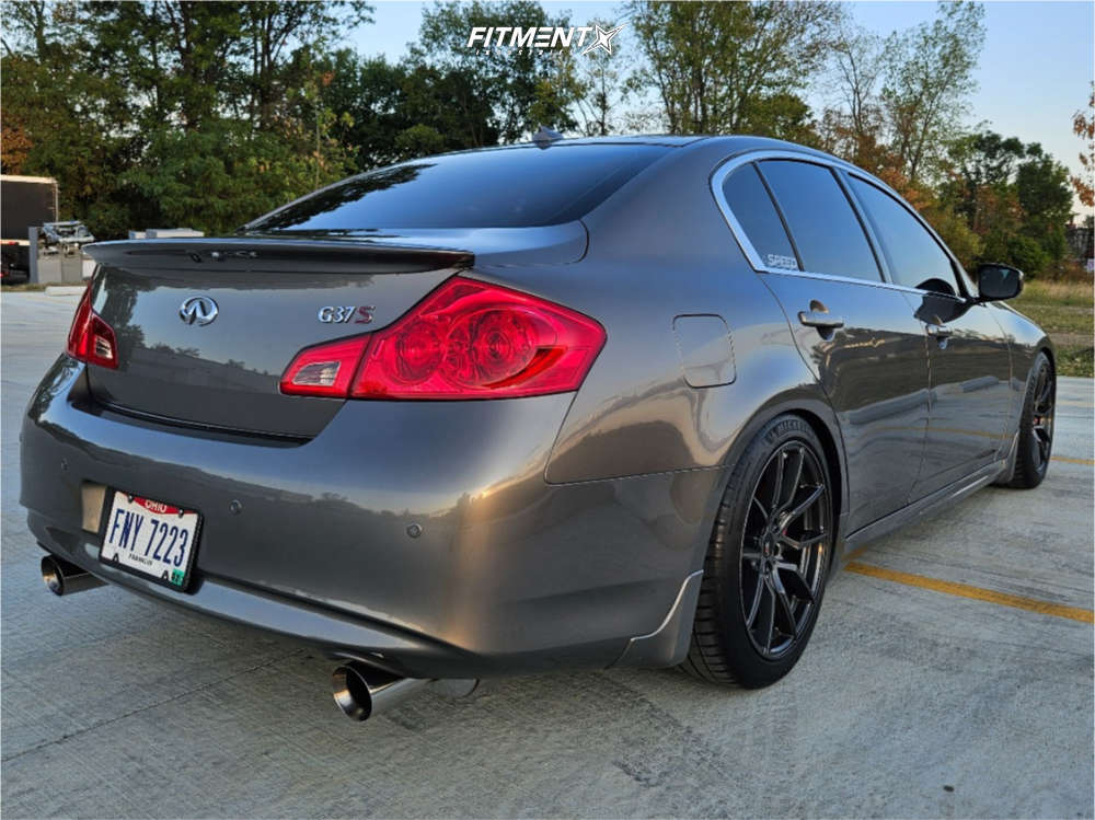 2010 INFINITI G37 Sport with 18x8.5 Option Lab R716 and Michelin 255x40 ...