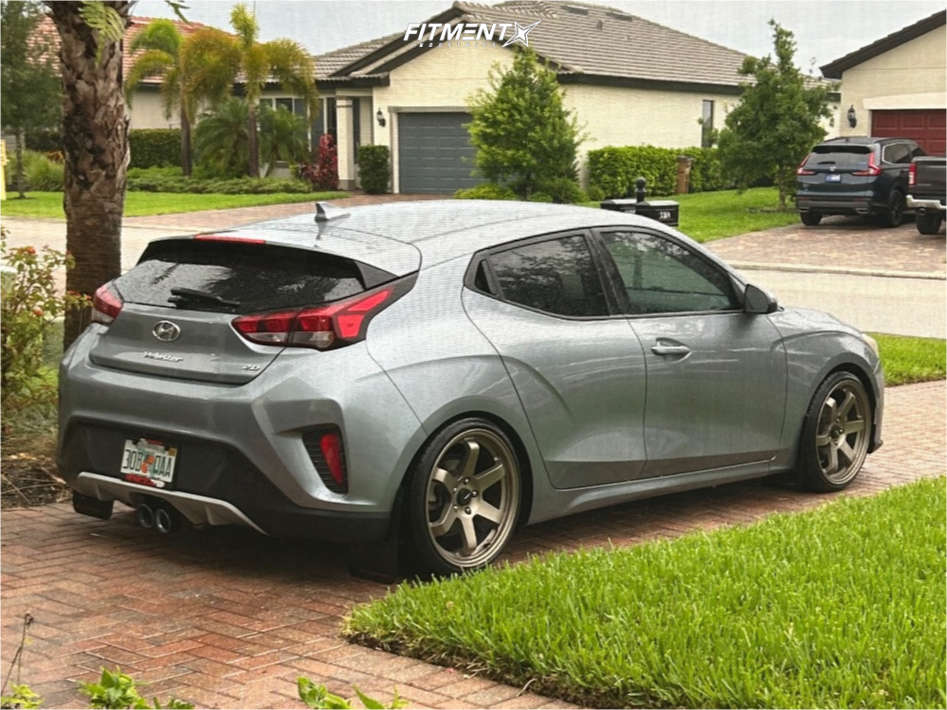 2019 Hyundai Veloster Base with 18x9.5 AVID1 Av6 and Lexani 215x35 on ...