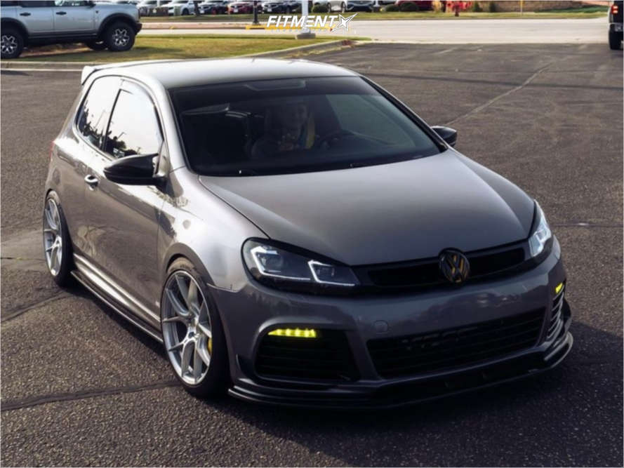 2012 Volkswagen Golf Base with 18x8.5 Aodhan Ah11 and Michelin 225x40 ...