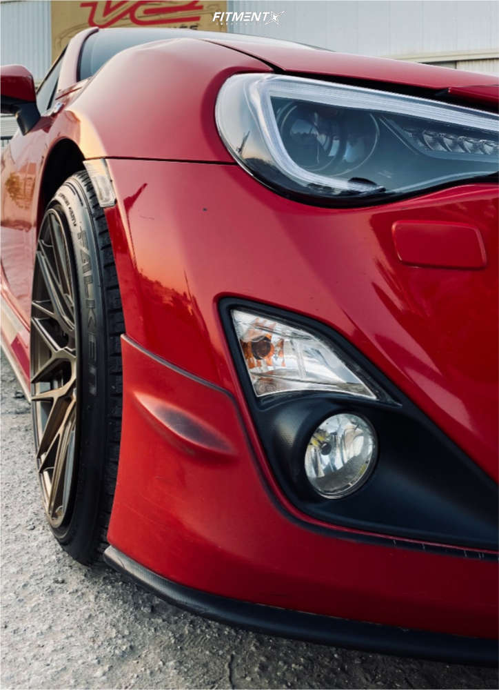 2017 Toyota 86 Base with 18x9.5 F1R F103 and Falken 225x40 on Stock ...