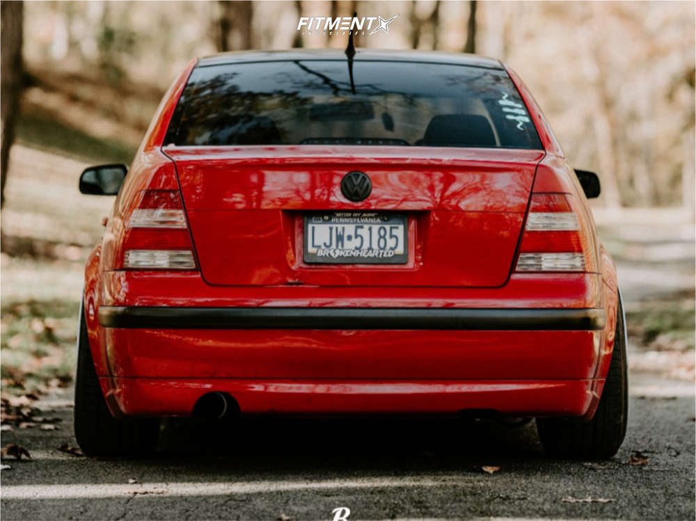 2004 Volkswagen Jetta GLI with 18x9.5 Aodhan Ds02 and Arroyo 225x65 on ...