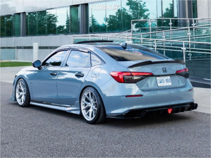 2022 Honda Civic Sport with 18x9.5 Aodhan Aff7 and Milestar 255x35 on ...