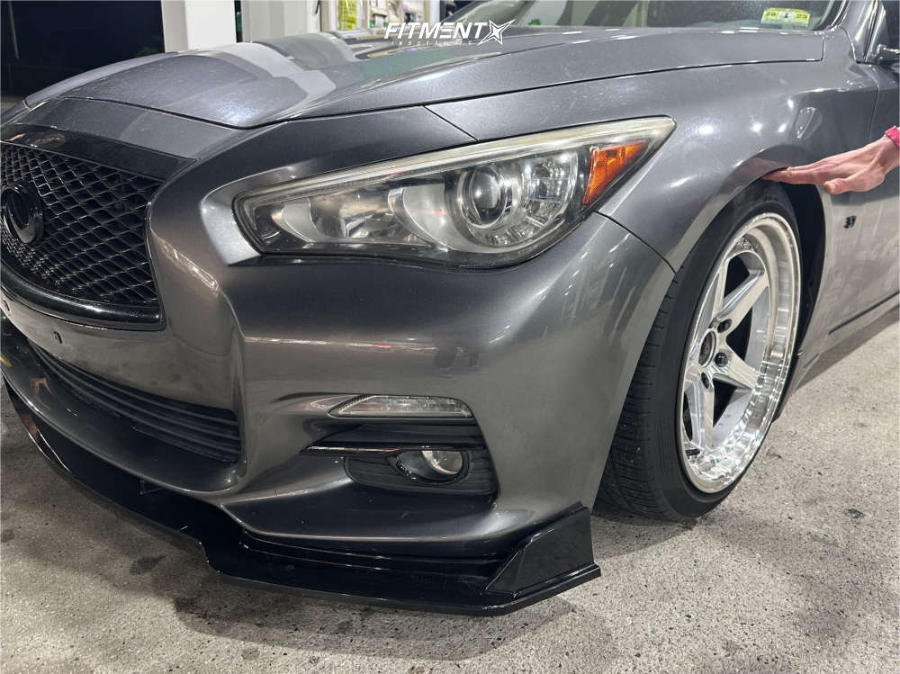 2014 INFINITI Q50 Premium with 18x9.5 Aodhan Ds05 and Aplus 205x35 on ...